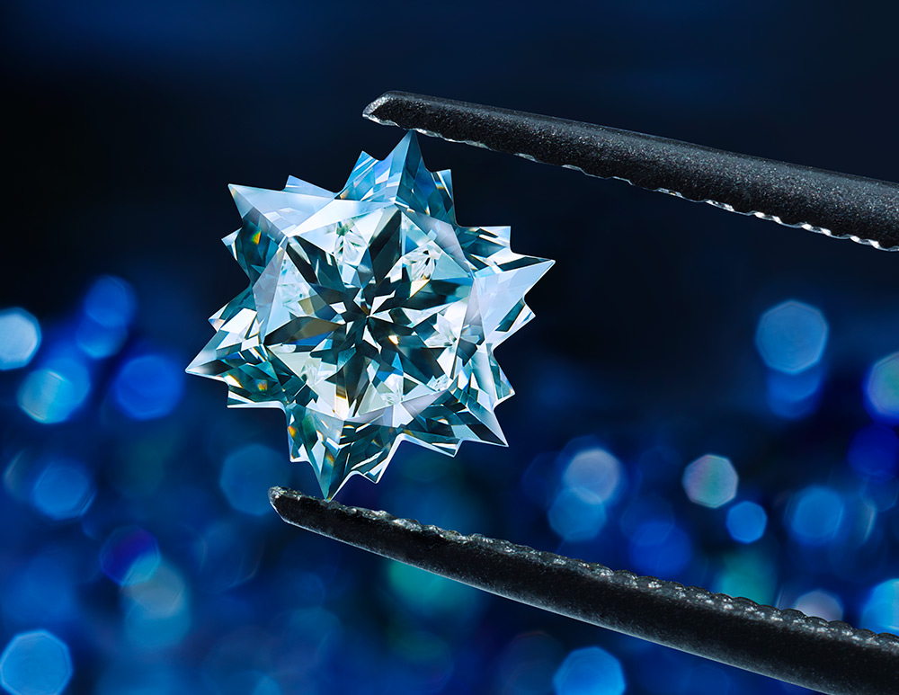 How They Do It: The Snowflake Cut by the Wobito Brothers