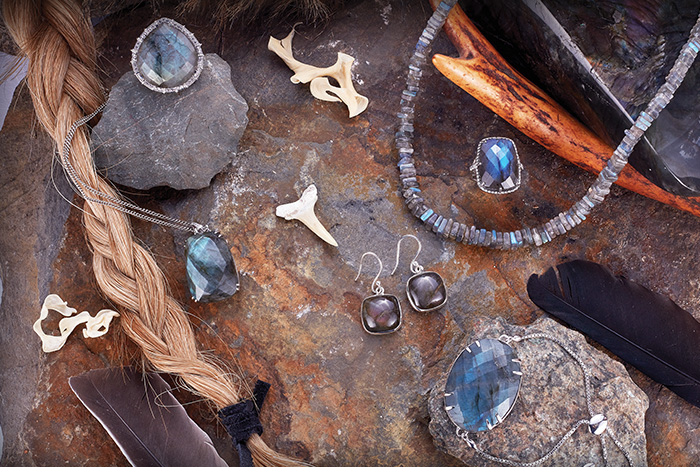 Gemstone Lore: Labradorite - The Frozen Fire of the Aurora Borealis