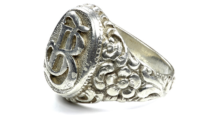 A Brief History Of Functional Jewellery | Gemporia