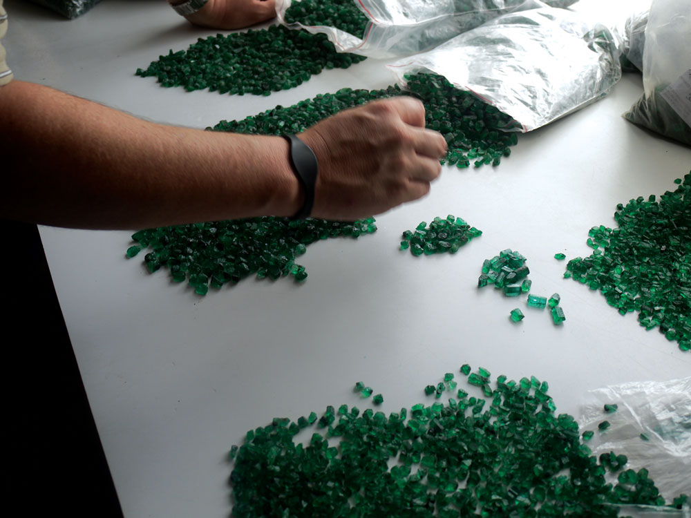 What Is Emerald - Gemstone Facts and Information