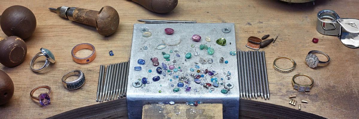 How They Do It: Gemstone Setting
