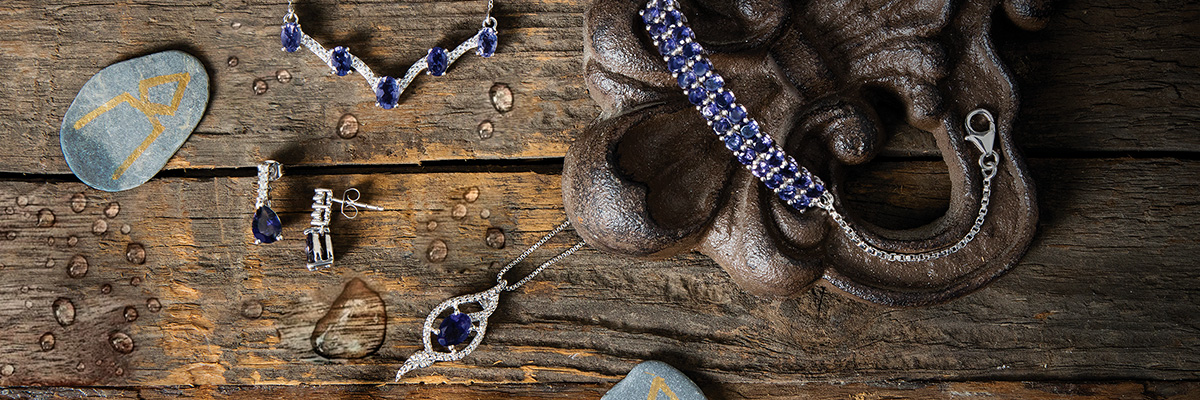 Gemstone Lore: Iolite - The Viking's Compass