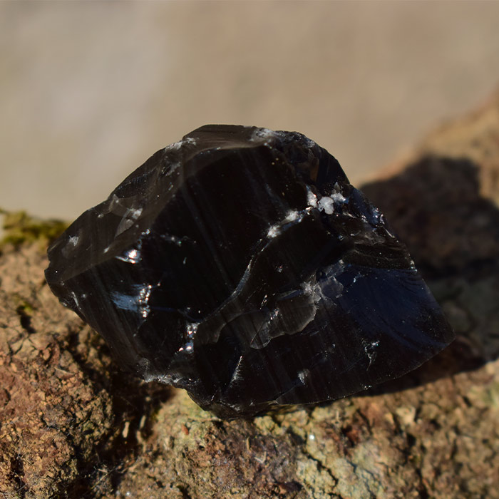 The Best Crystals to Use to Welcome the Winter