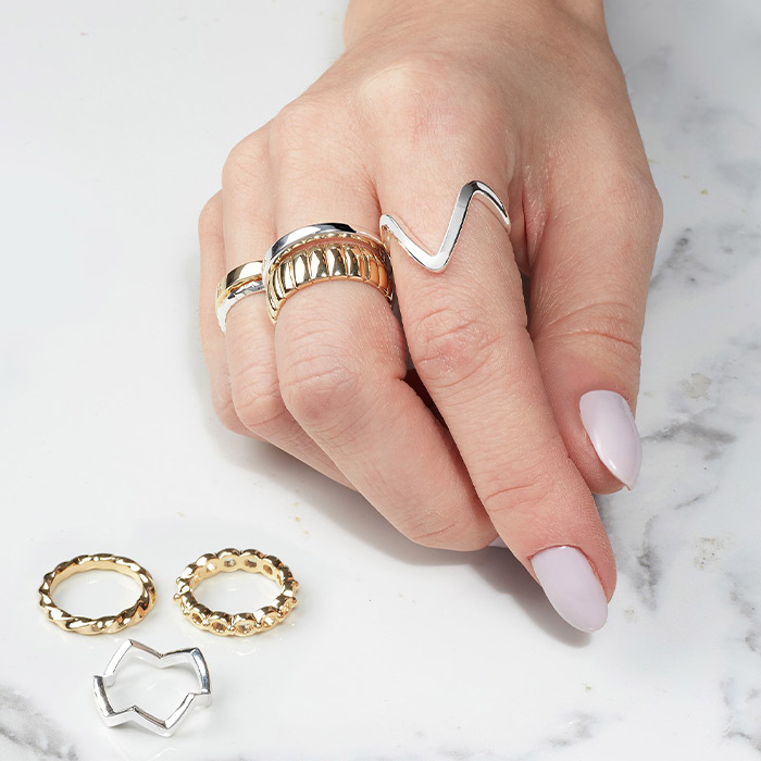 Your Jewellery Box Essentials For the New Year & Beyond