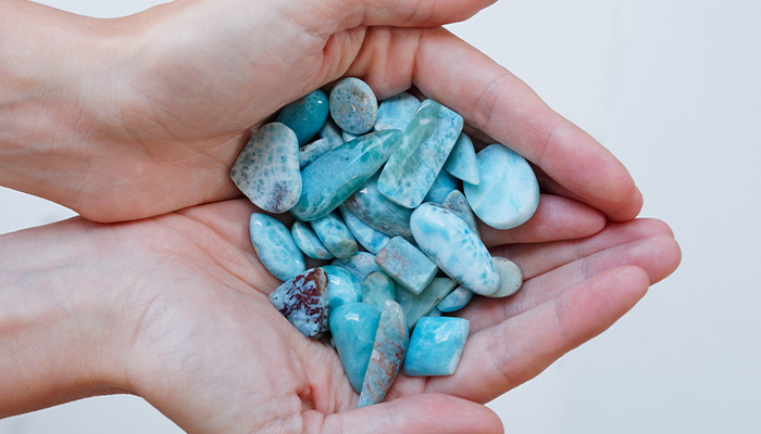 Your Full Guide to Larimar (Before It Becomes Extinct) | Gemporia