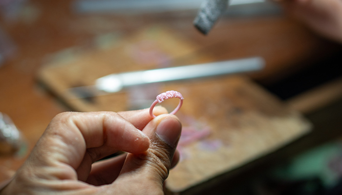 How Gemstone Carving & Fine Art Are Intricately Linked | Gemporia