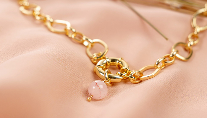 The Best Gems to Gift a Bride for Her Wedding