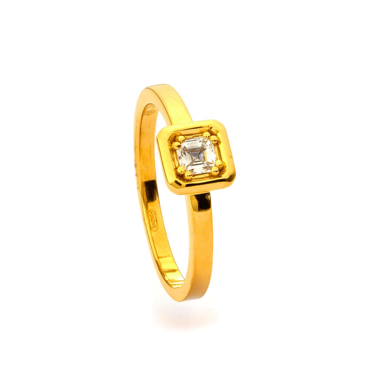 Ekati Canadian Diamond Ring in Modern Electrum 0.27ct | Gemporia