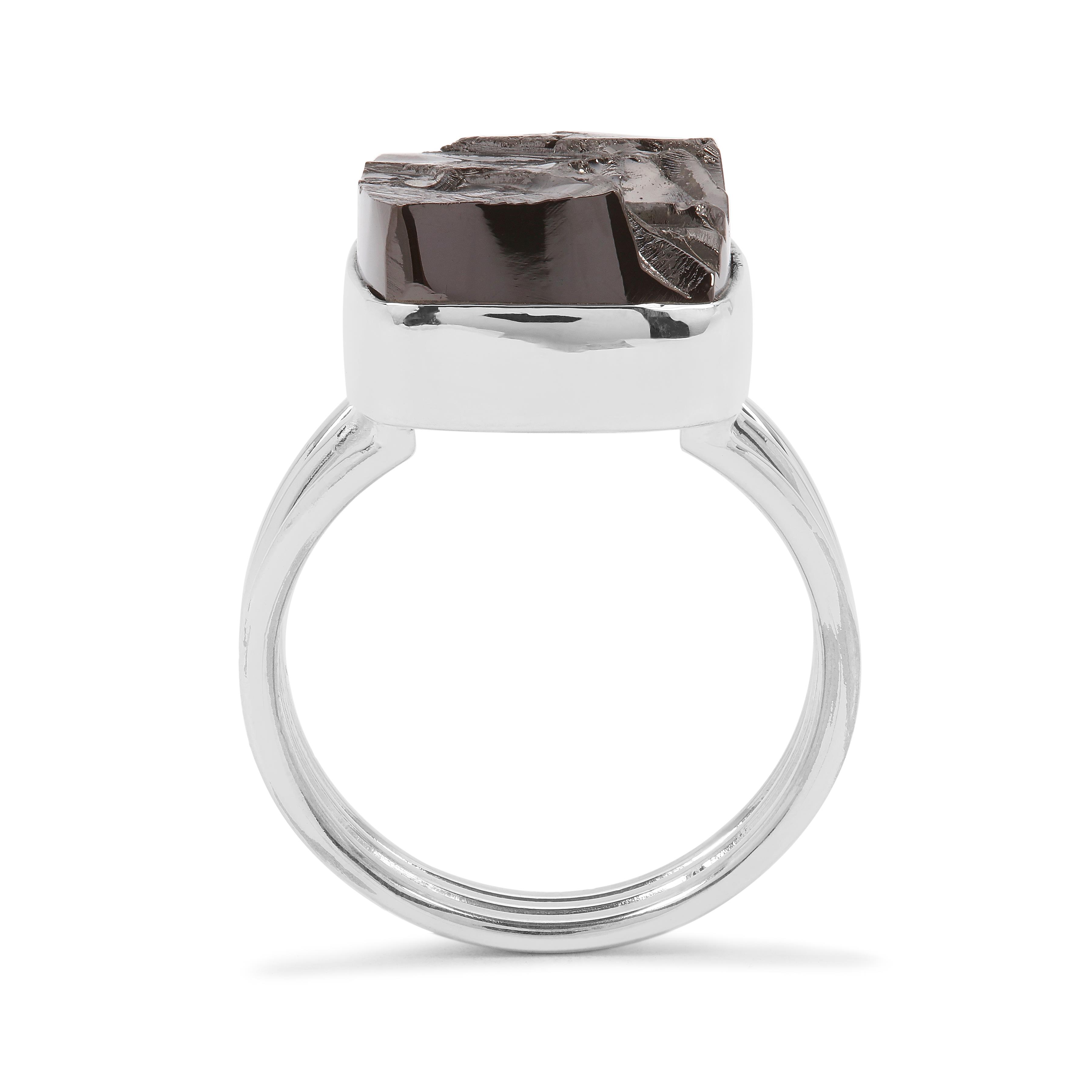 Shungite Ring in Sterling Silver 9cts | Gemporia